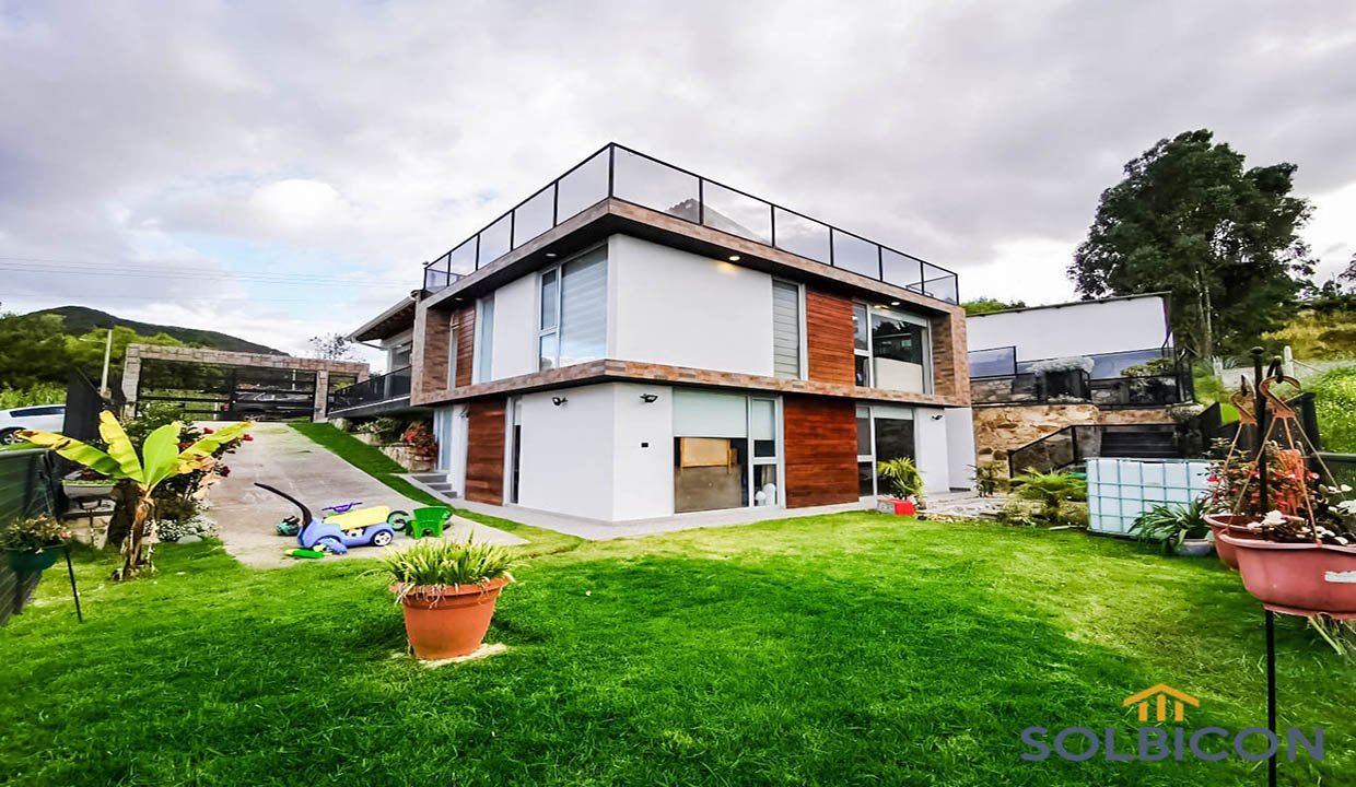 Casa a la venta de lujo en Challuabamba Cuenca - Solbicon