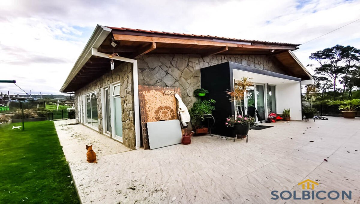 Casa a la venta de lujo en Challuabamba Cuenca - Solbicon